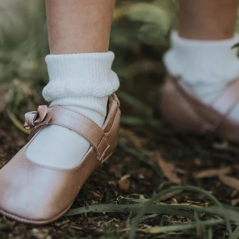 Minihaha White Drop Needle Socks